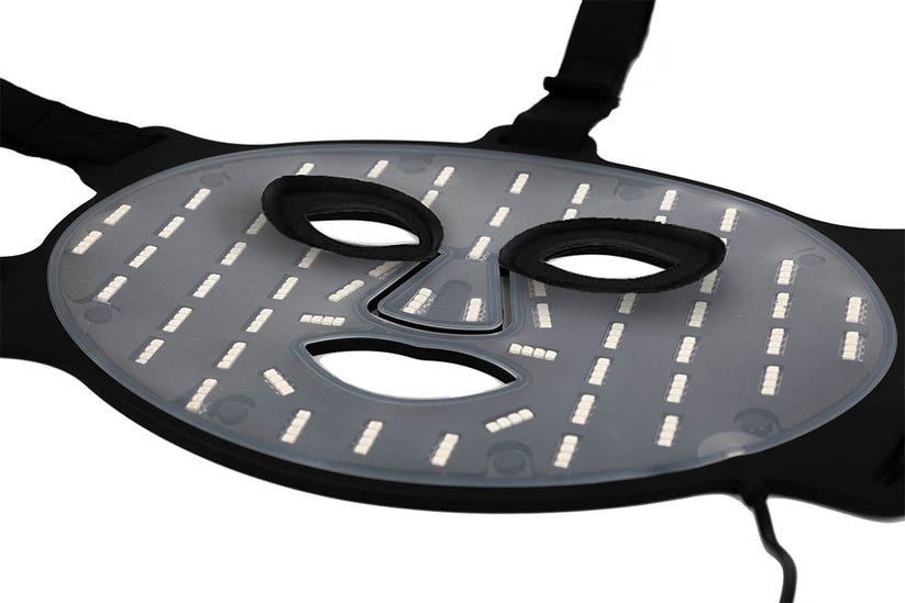 Best Red Light Face Mask | Younger-Looking Skin | BON CHARGE – Bon Charge